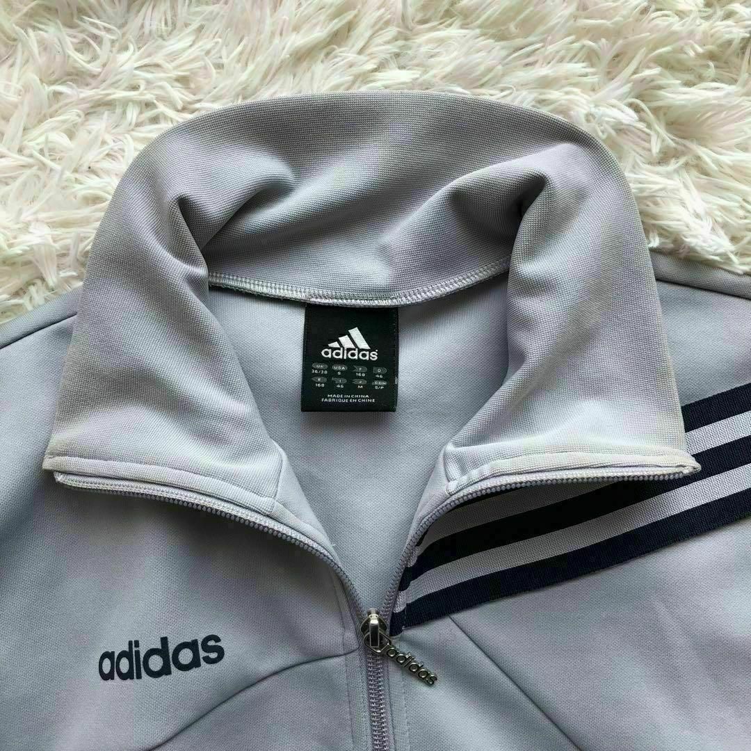adidas - Adidasアディダス トラックジャケット ライトグレー adidas - Adidasアディダス トラックジャケット ライトグレー