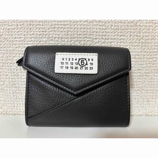 MM6 - エムエムシックス ハンドバッグ SB6WD0014 P5548 T9002 銀 MM6 - エムエムシックス ハンドバッグ SB6WD0014 P5548 T9002 銀