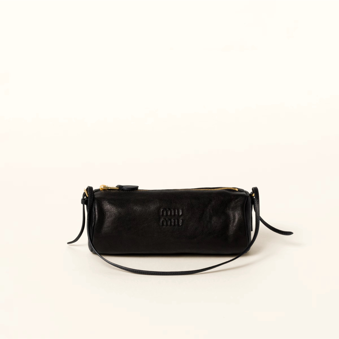 MIU MIU - 【miumiu】ナッパレザー ポーチ/ハンドバック 【新品 MIU MIU - 【miumiu】ナッパレザー ポーチ/ハンドバック 【新品