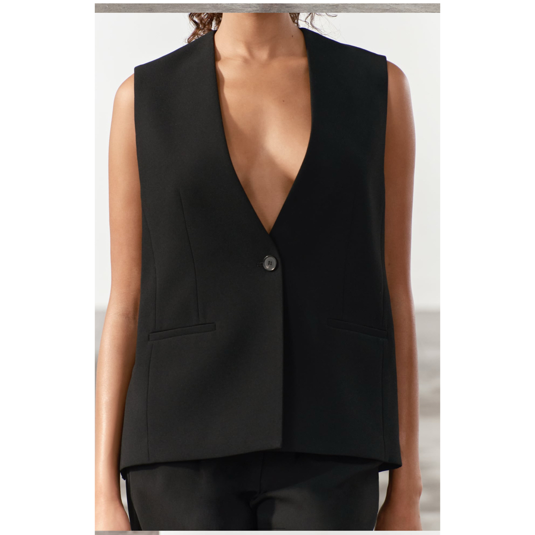 ZARA - ZARA 黒 ベスト xsの通販 by プロフィール一読お願いし ZARA - ZARA 黒 ベスト xsの通販 by プロフィール一読お願いし