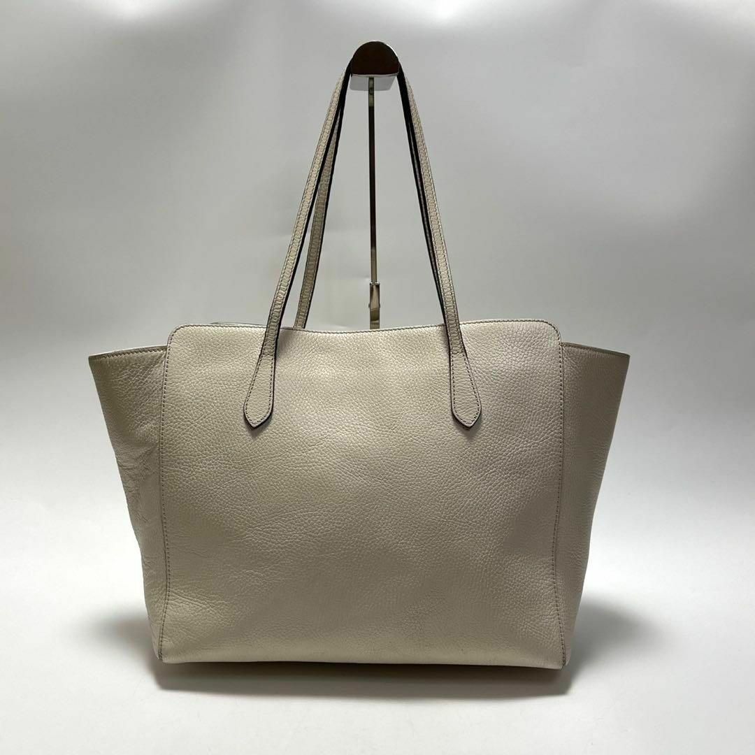 GUCCI - i64【美品】グッチ レザー GGロゴ チャーム スウィング GUCCI - i64【美品】グッチ レザー GGロゴ チャーム スウィング