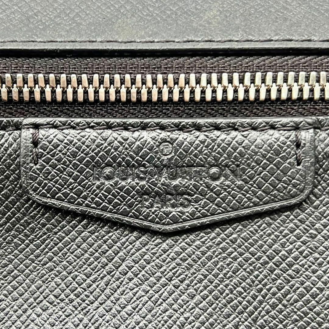 LOUIS VUITTON - 【極美品】ルイヴィトン タイガ バムバッグ LOUIS VUITTON - 【極美品】ルイヴィトン タイガ バムバッグ