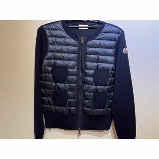 美品☆モンクレール・ワッペン付 透かし編みニット切替 美品☆モンクレール・ワッペン付 透かし編みニット切替
