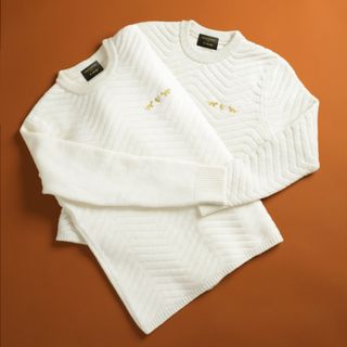MAISON KITSUNE'(ニット/セーター)のフリマアイテム一覧 MAISON KITSUNE'(ニット/セーター)のフリマアイテム一覧