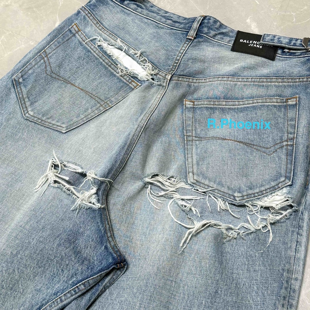 BALENCIAGA - 【BALENCIAGA】DESTROYED SKATER JEANSの通販 by R BALENCIAGA - 【BALENCIAGA】DESTROYED SKATER JEANSの通販 by R