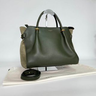 NINA RICCI(トートバッグ)のフリマアイテム一覧 NINA RICCI(トートバッグ)のフリマアイテム一覧