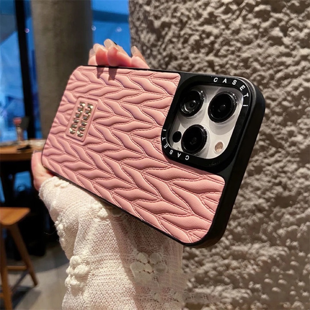 MIU MIU - ☆新品☆ miumiu(ミュウミュウ) iPhone15用 MIU MIU - ☆新品☆ miumiu(ミュウミュウ) iPhone15用