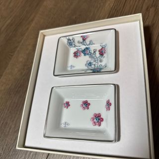 Van Cleef & Arpels(食器)のフリマアイテム一覧 Van Cleef & Arpels(食器)のフリマアイテム一覧