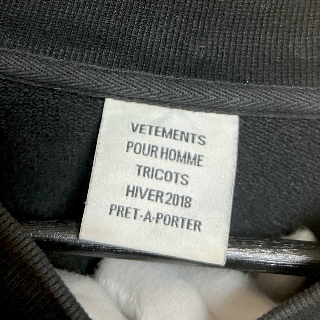 VETEMENTS - VETEMENTS 17AW 刺繍ロゴ ベースボールロゴ VETEMENTS - VETEMENTS 17AW 刺繍ロゴ ベースボールロゴ
