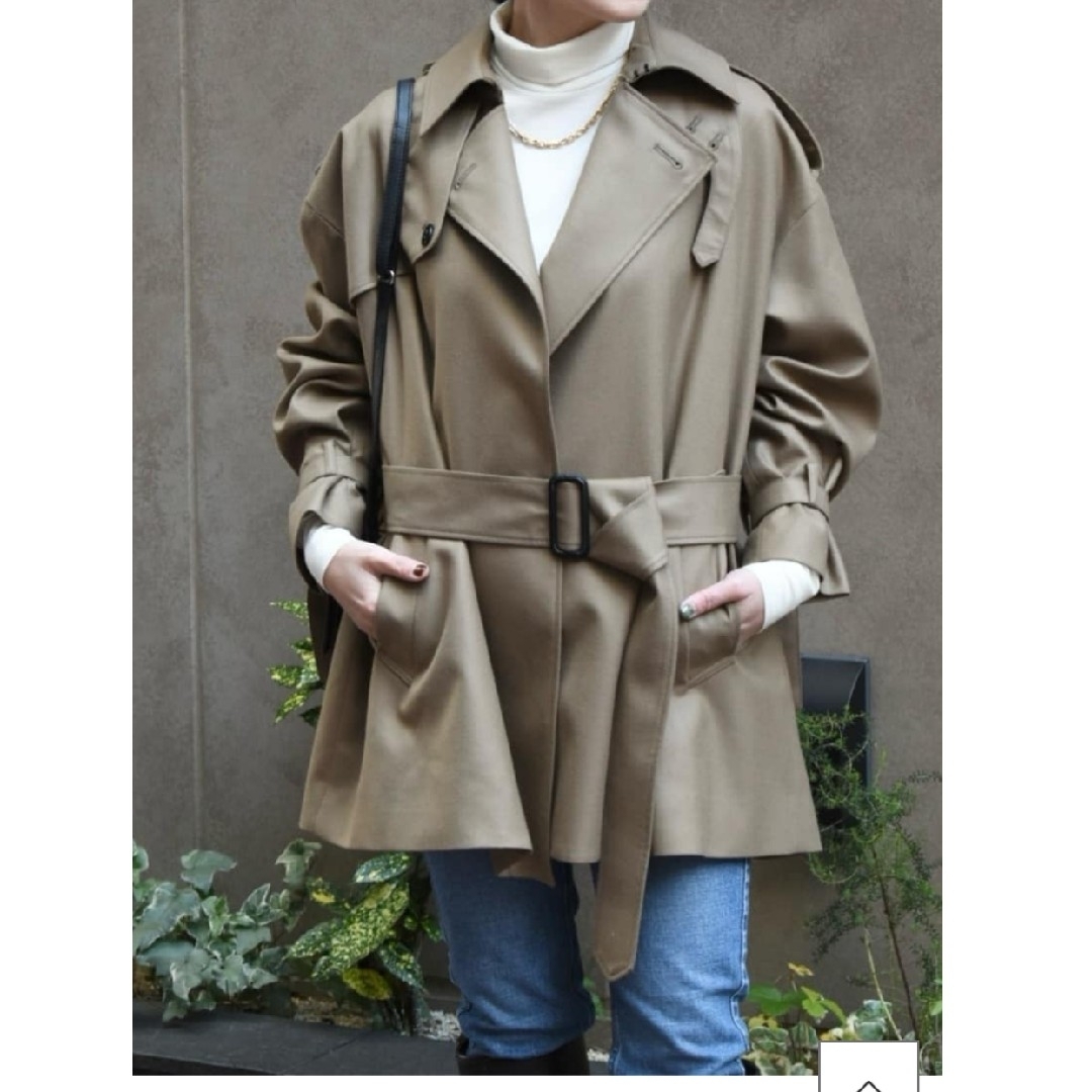 HYKE - 【HYKE(ハイク)】FLANNEL SHORT TRENCH COATの通販 by に HYKE - 【HYKE(ハイク)】FLANNEL SHORT TRENCH COATの通販 by に