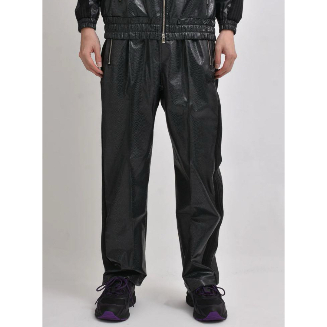 Needles - needles nubian 別注 トラックパンツ レザー BADHOP L Needles - needles nubian 別注 トラックパンツ レザー BADHOP L