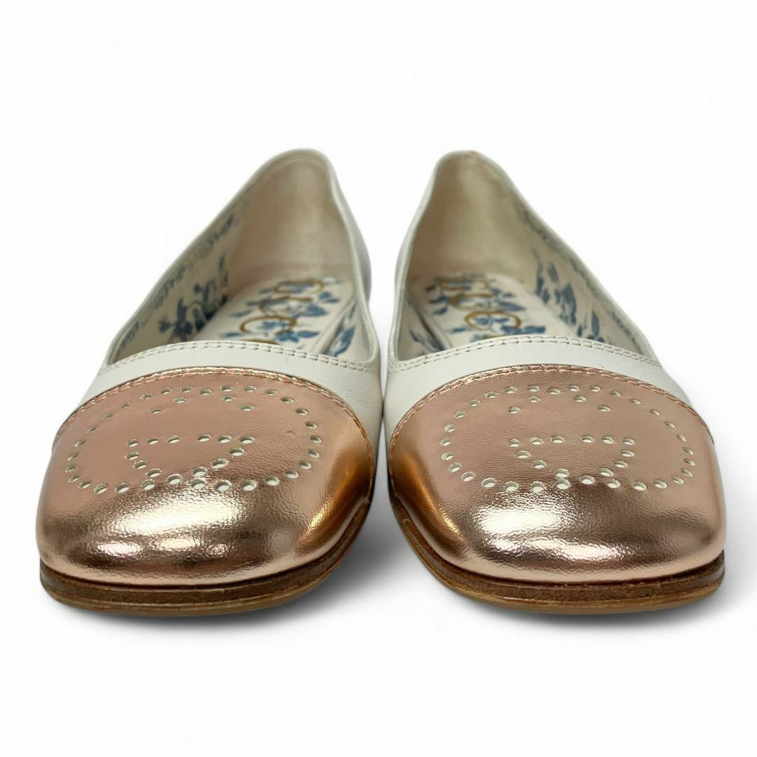 美品 グッチ 35 1/2 22.5 フラットパンプス GG ホワイト 美品 グッチ 35 1/2 22.5 フラットパンプス GG ホワイト