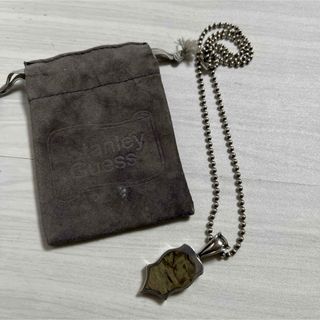 STANLEY GUESS - スタンリーゲスウッドギター2クリップ STANLEY GUESS - スタンリーゲスウッドギター2クリップ