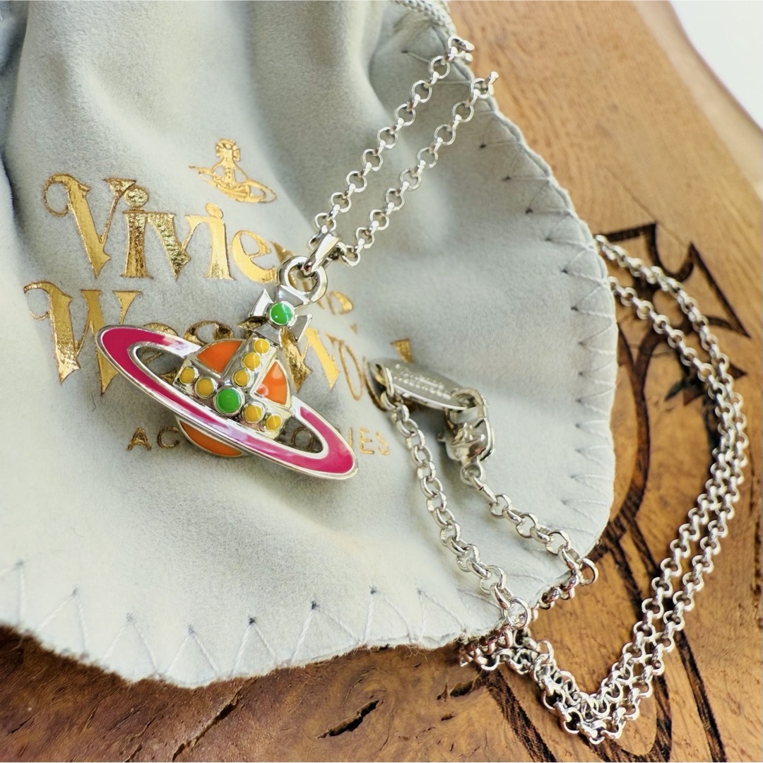 激レア正規品VivienneWestwoodオーブ/ミニバスレリーフネックレス 激レア正規品VivienneWestwoodオーブ/ミニバスレリーフネックレス