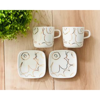 marimekko(ゴールド/金色系)のフリマアイテム一覧 marimekko(ゴールド/金色系)のフリマアイテム一覧