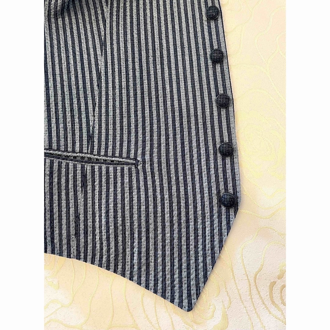✨美品 タグ有⚜️TAGLIATORE⚜️ジレ ベスト 襟付き ✨美品 タグ有⚜️TAGLIATORE⚜️ジレ ベスト 襟付き
