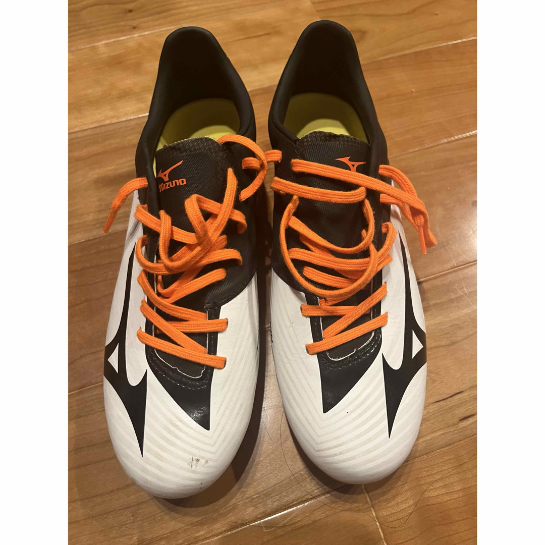 MIZUNO - 新品同様 ミズノMizuno バサラ101 サッカースパイク MIZUNO - 新品同様 ミズノMizuno バサラ101 サッカースパイク
