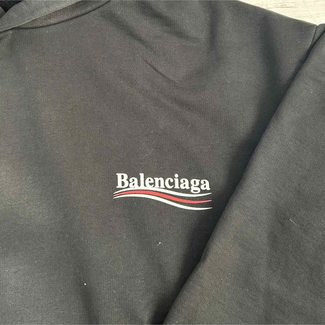 BALENCIAGA バレンシアガ キャンペーンロゴ パーカー ブラック BALENCIAGA バレンシアガ キャンペーンロゴ パーカー ブラック