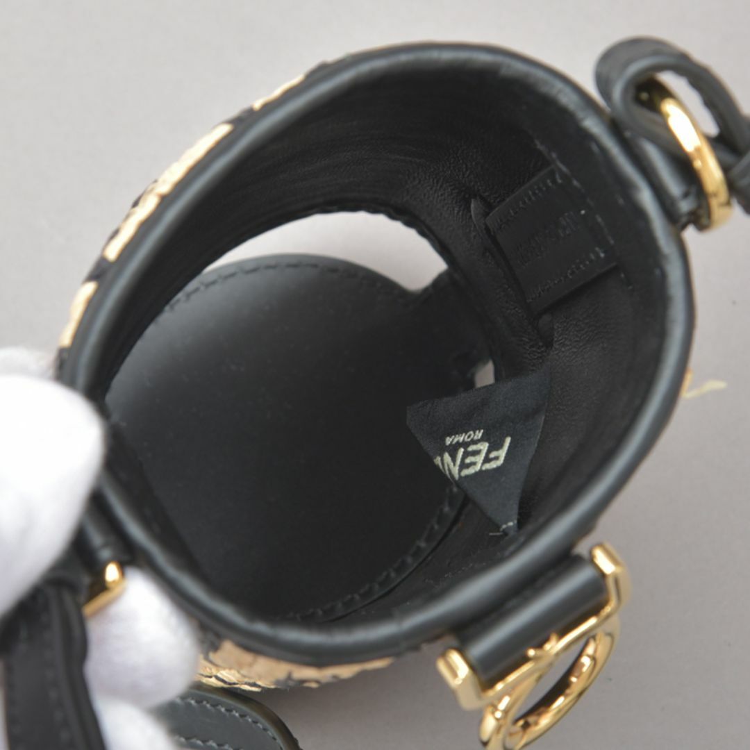 未使用◇FENDI フェンディ ズッカ ボトルホルダー ラフィア 未使用◇FENDI フェンディ ズッカ ボトルホルダー ラフィア