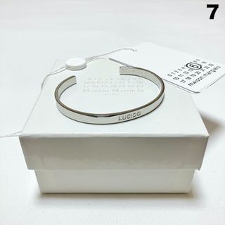 MM6(ブレスレット)のフリマアイテム一覧 MM6(ブレスレット)のフリマアイテム一覧