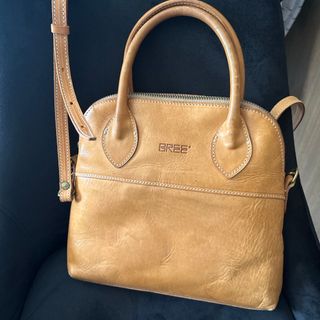 BREE(ショルダーバッグ)のフリマアイテム一覧 BREE(ショルダーバッグ)のフリマアイテム一覧