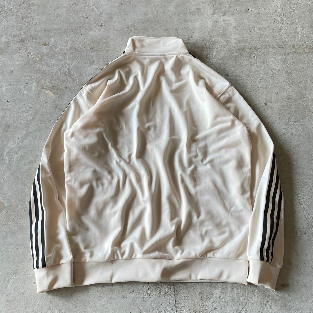 adidas Originals - 【松村北斗さん着用類似、くすみホワイト adidas Originals - 【松村北斗さん着用類似、くすみホワイト