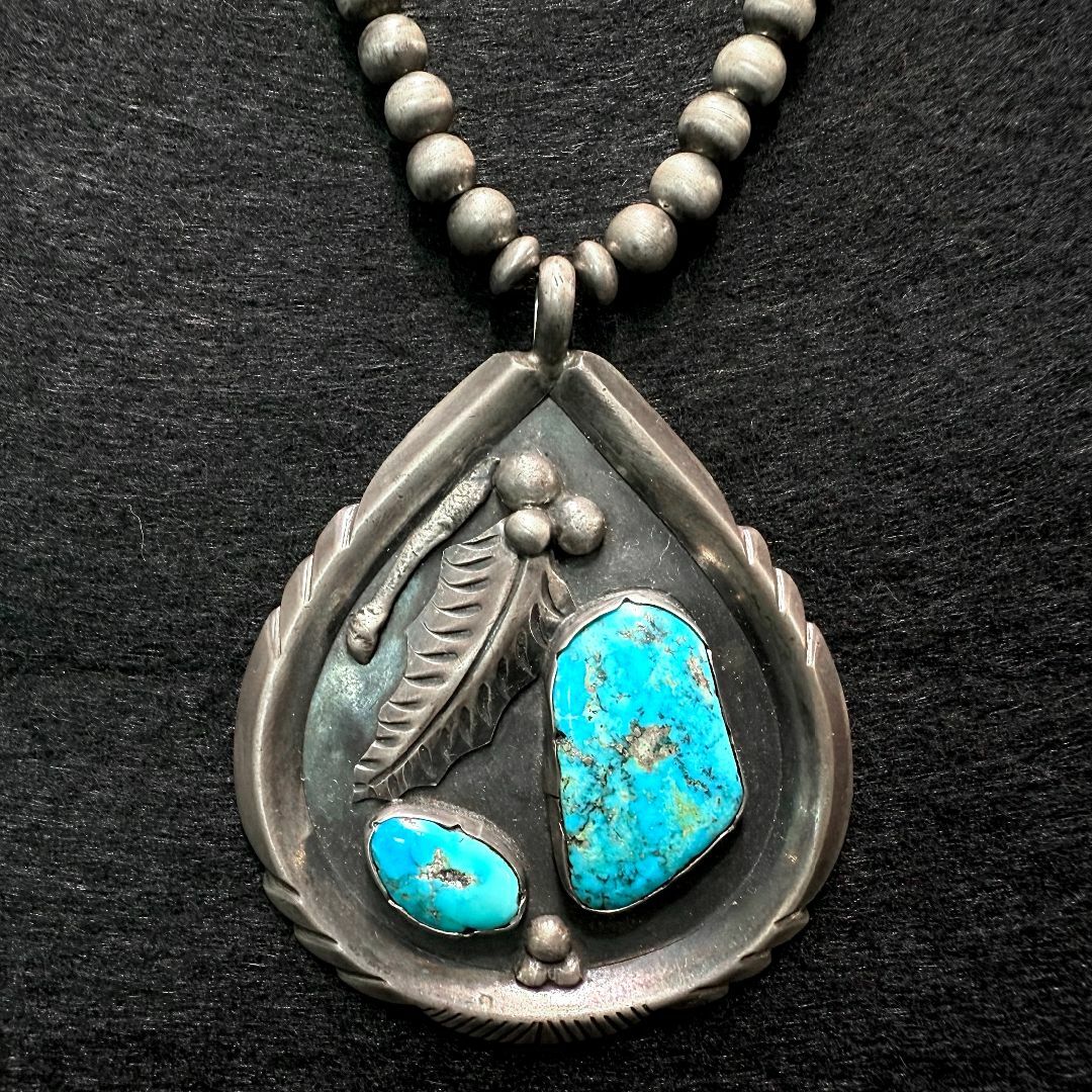 Navajo Louise Platero ネックレス インディアンジュエリー Navajo Louise Platero ネックレス インディアンジュエリー