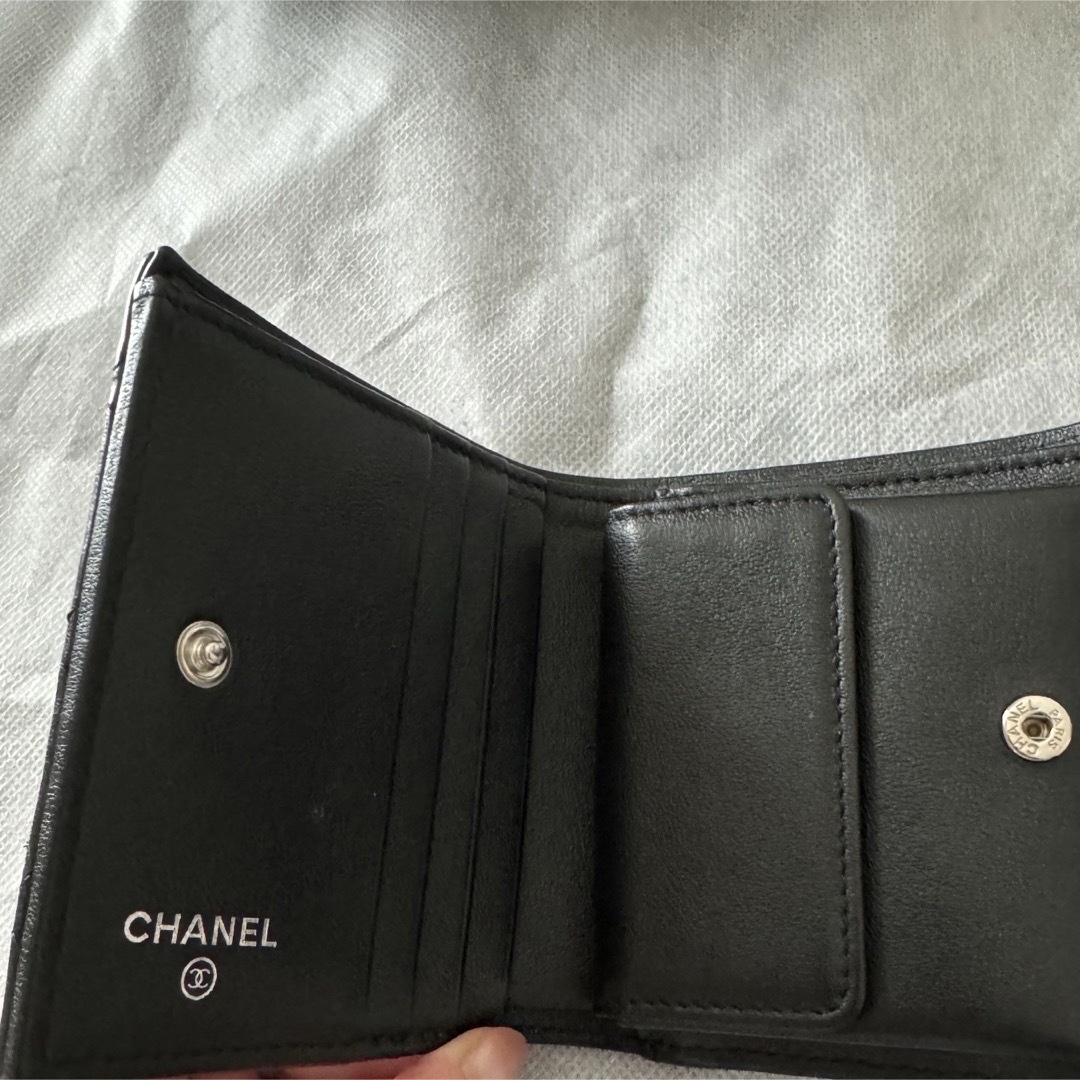 最終価格 CHANEL 二つ折り財布 最終価格 CHANEL 二つ折り財布