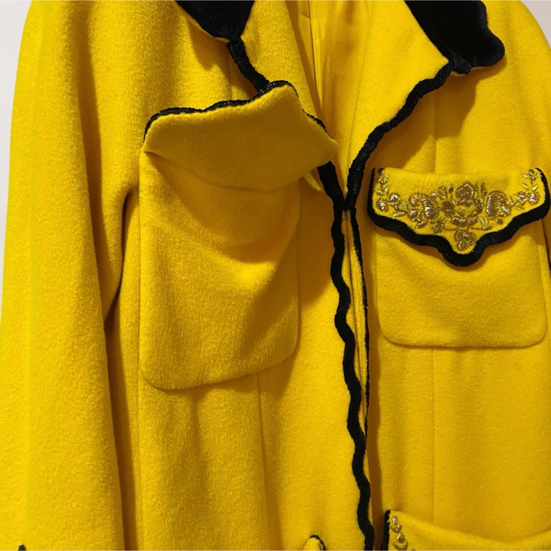 CHANEL - VINTAGE CHANEL 刺繍テーラードジャケット イエロー CHANEL - VINTAGE CHANEL 刺繍テーラードジャケット イエロー