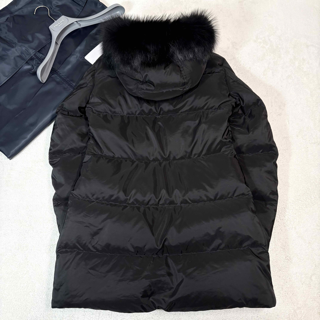 PRADA - 22AW・極美 PRADA Re-Nylon 三角ロゴ ダウンコート PRADA - 22AW・極美 PRADA Re-Nylon 三角ロゴ ダウンコート