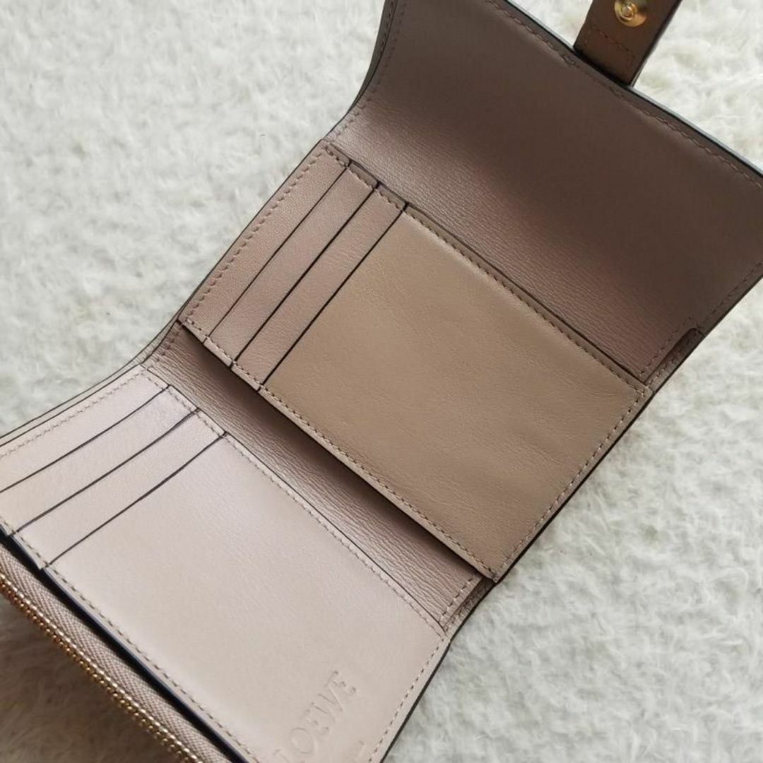 LOEWE ロエベ バーティカル スモール 3つ折り財布 トフィー/タン LOEWE ロエベ バーティカル スモール 3つ折り財布 トフィー/タン
