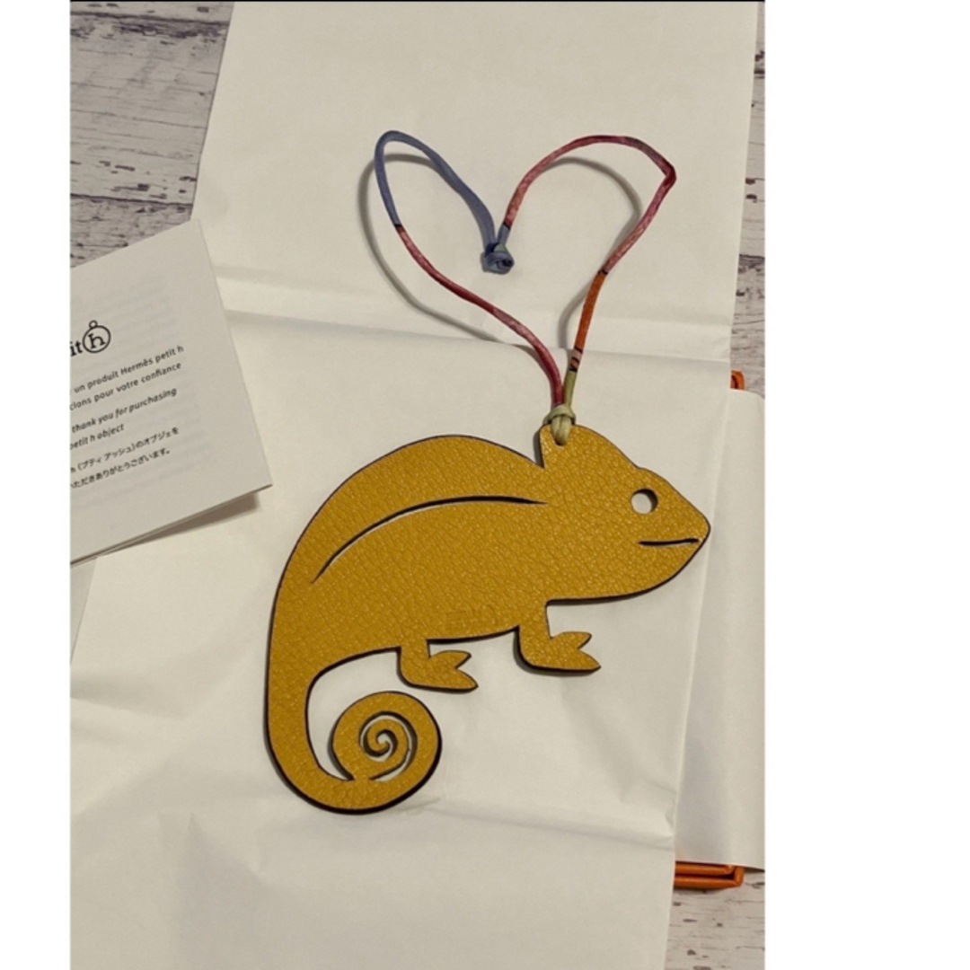 HERMES - エルメス カメレオン プティアッシュチャームの通販 by HERMES - エルメス カメレオン プティアッシュチャームの通販 by