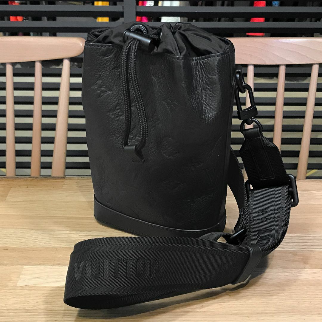 LOUIS VUITTON - 新品同様 ルイヴィトン 現行 モノグラム LOUIS VUITTON - 新品同様 ルイヴィトン 現行 モノグラム