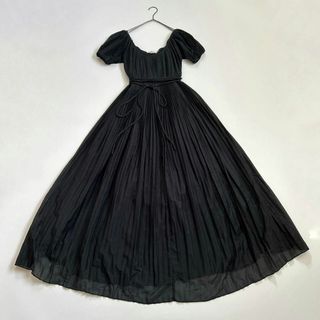 Tory Burch - 【タグ付き新品未使用】トリーバーチワンピースの Tory Burch - 【タグ付き新品未使用】トリーバーチワンピースの