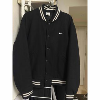 NIKE(スタジャン ・ ブラック/黒色系)のフリマアイテム一覧 NIKE(スタジャン ・ ブラック/黒色系)のフリマアイテム一覧