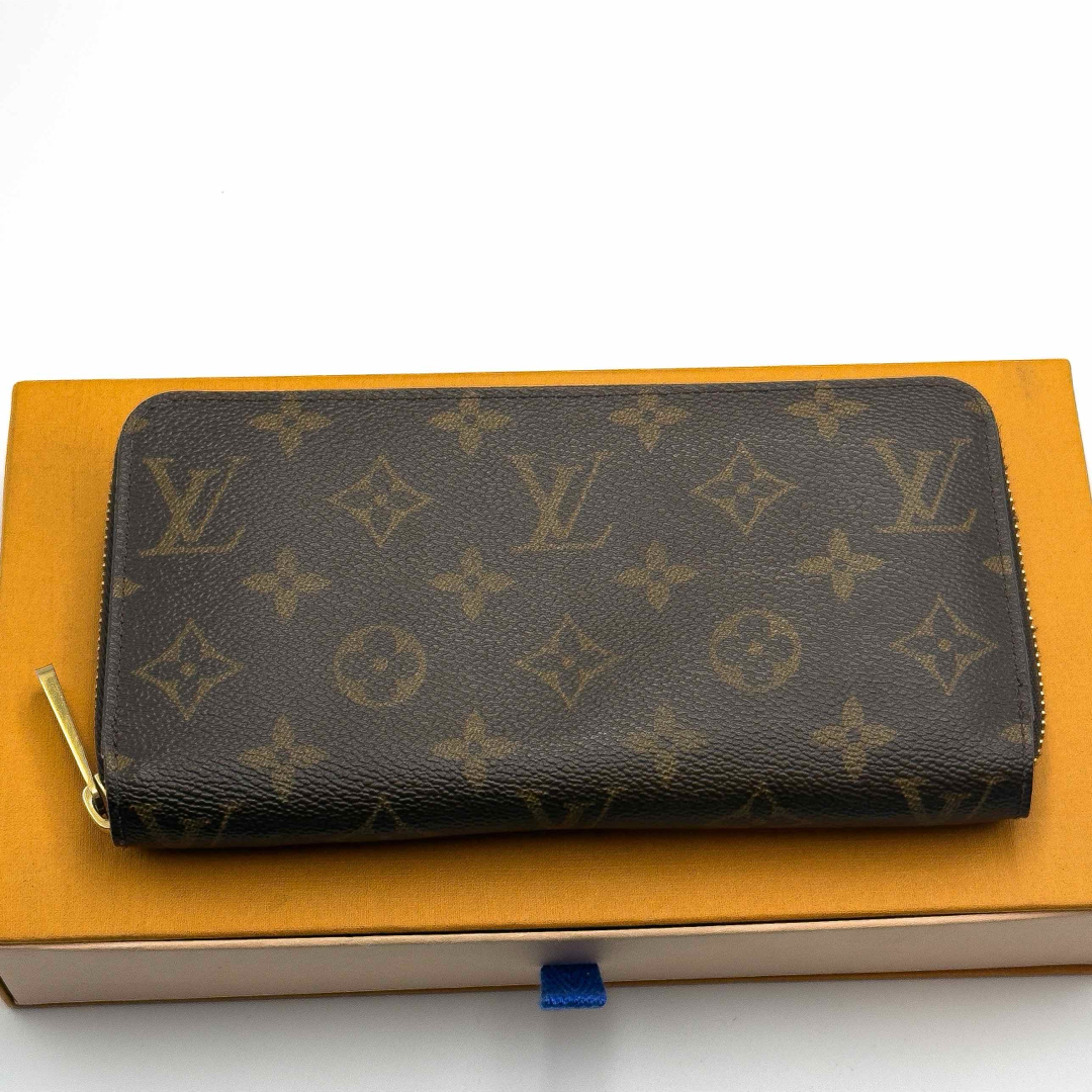 LOUIS VUITTON - ルイヴィトン【箱付き未使用に近い】モノグラム LOUIS VUITTON - ルイヴィトン【箱付き未使用に近い】モノグラム