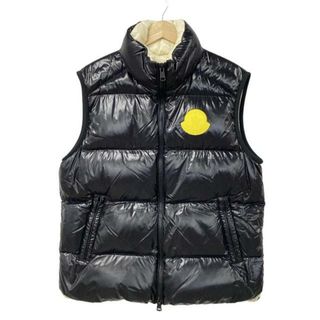 MONCLER(イエロー/黄色系)のフリマアイテム一覧 MONCLER(イエロー/黄色系)のフリマアイテム一覧