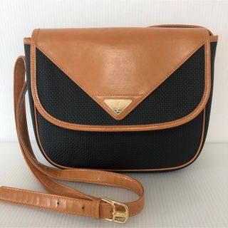 Yves Saint Laurent - 極美品✨イヴ・サンローラン ショルダー Yves Saint Laurent - 極美品✨イヴ・サンローラン ショルダー