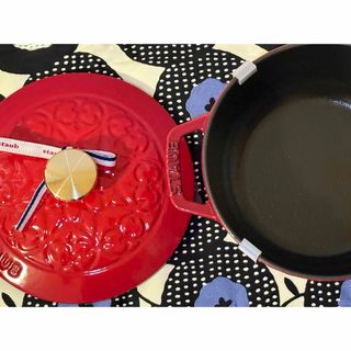 STAUBのフリマアイテム一覧 STAUBのフリマアイテム一覧