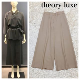 Theory luxe(クロップドパンツ)のフリマアイテム一覧 Theory luxe(クロップドパンツ)のフリマアイテム一覧