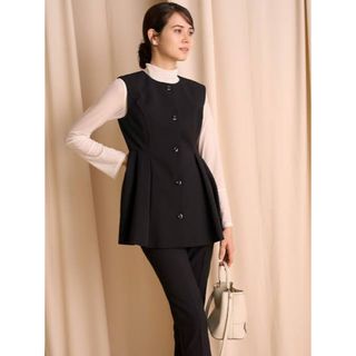 CELFORD - celford ペプラムセットアップの通販 by ☆'s shop CELFORD - celford ペプラムセットアップの通販 by ☆'s shop