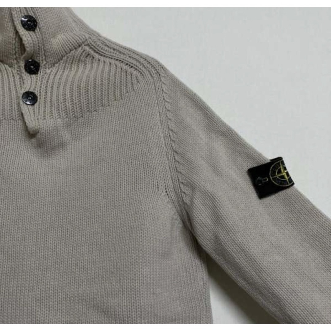 STONE ISLAND - ストーンアイランド ウール ハーフボタン 袖ロゴ STONE ISLAND - ストーンアイランド ウール ハーフボタン 袖ロゴ