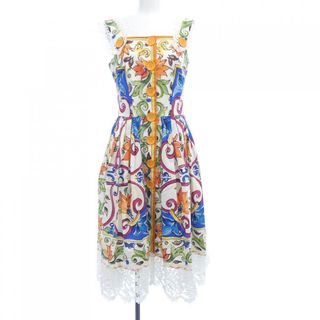 DOLCE&GABBANA - 美品 ドルチェアンドガッバーナ 花柄 DOLCE&GABBANA - 美品 ドルチェアンドガッバーナ 花柄