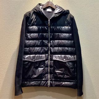MONCLER(ダウンジャケット)のフリマアイテム一覧 MONCLER(ダウンジャケット)のフリマアイテム一覧