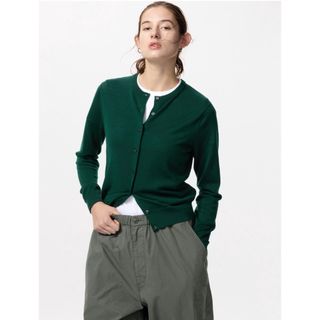 UNIQLO(カーディガン ・ グリーン・カーキ/緑色系)のフリマ UNIQLO(カーディガン ・ グリーン・カーキ/緑色系)のフリマ