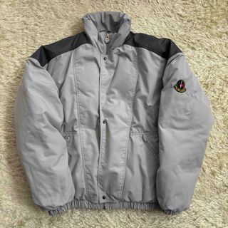 MONCLER(ダウンジャケット ・ グレー/灰色系)のフリマアイテム一覧 MONCLER(ダウンジャケット ・ グレー/灰色系)のフリマアイテム一覧