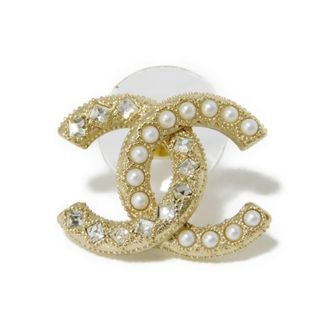 CHANEL(クリスタル ・ ピアス)のフリマアイテム一覧 CHANEL(クリスタル ・ ピアス)のフリマアイテム一覧