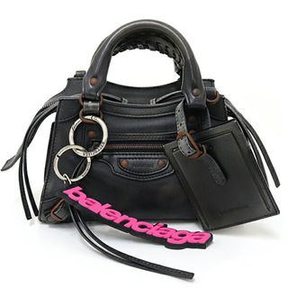 BALENCIAGA(バッグ ・ ブラック/黒色系)のフリマアイテム一覧 BALENCIAGA(バッグ ・ ブラック/黒色系)のフリマアイテム一覧