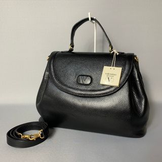 valentino garavani(ハンドバッグ)のフリマアイテム一覧 valentino garavani(ハンドバッグ)のフリマアイテム一覧