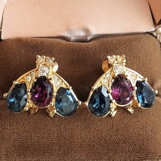 Christian Dior(フラワー ・ イヤリング)のフリマアイテム一覧 Christian Dior(フラワー ・ イヤリング)のフリマアイテム一覧